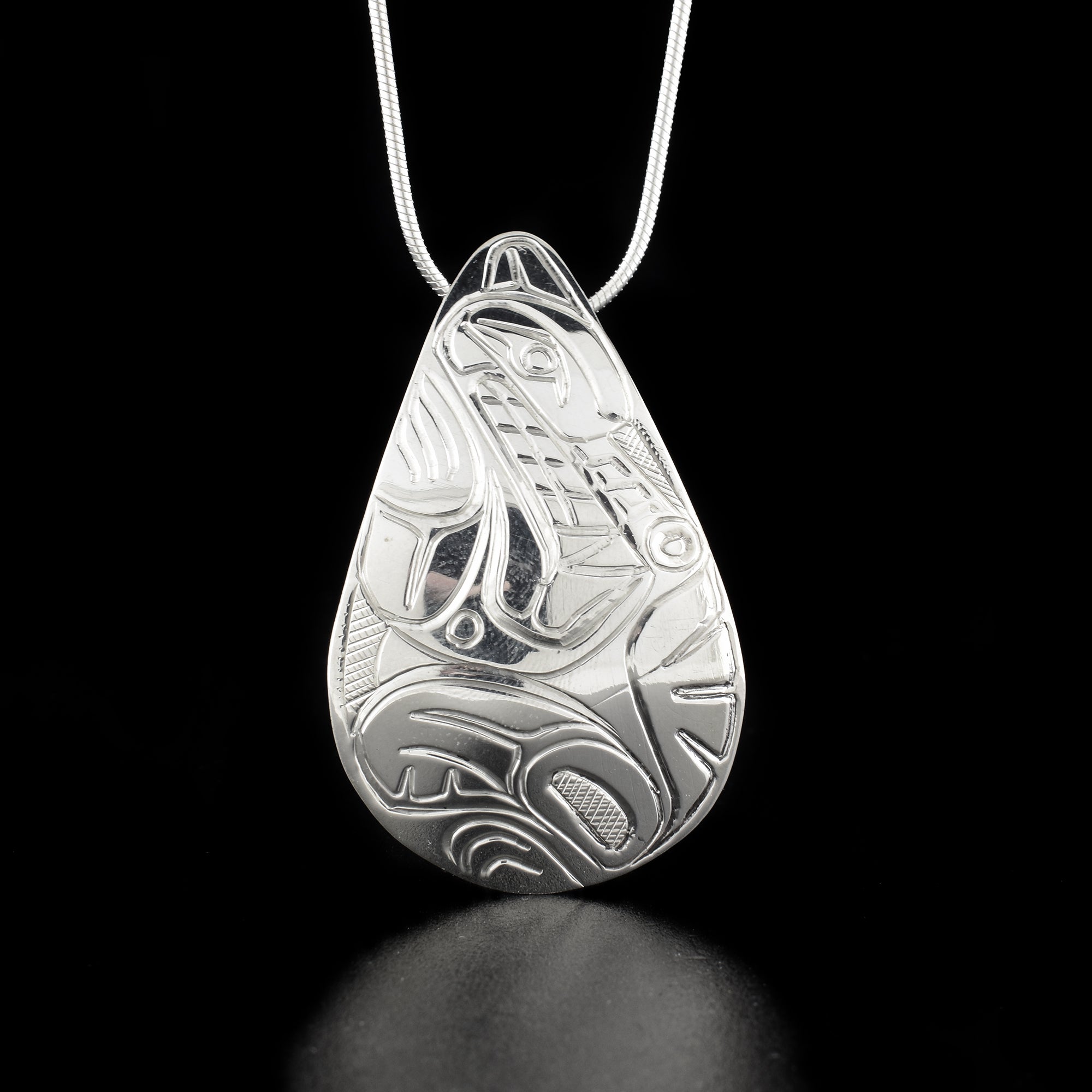 Large Sterling Silver Teardrop Wolf Pendant | Artina's Jewellery